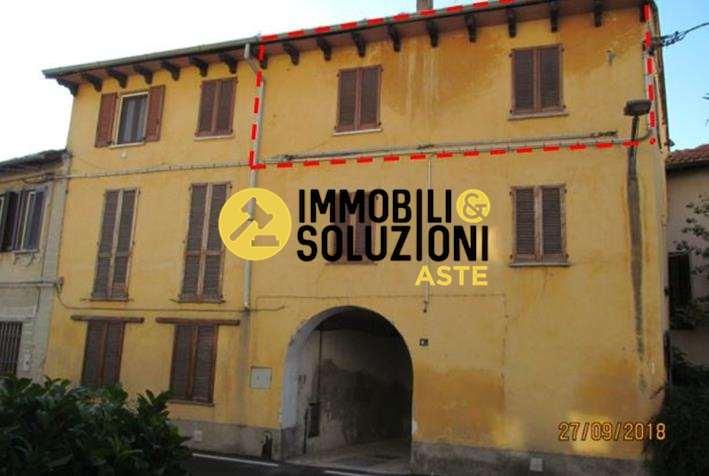 Appartamento in vendita a Gorla Minore