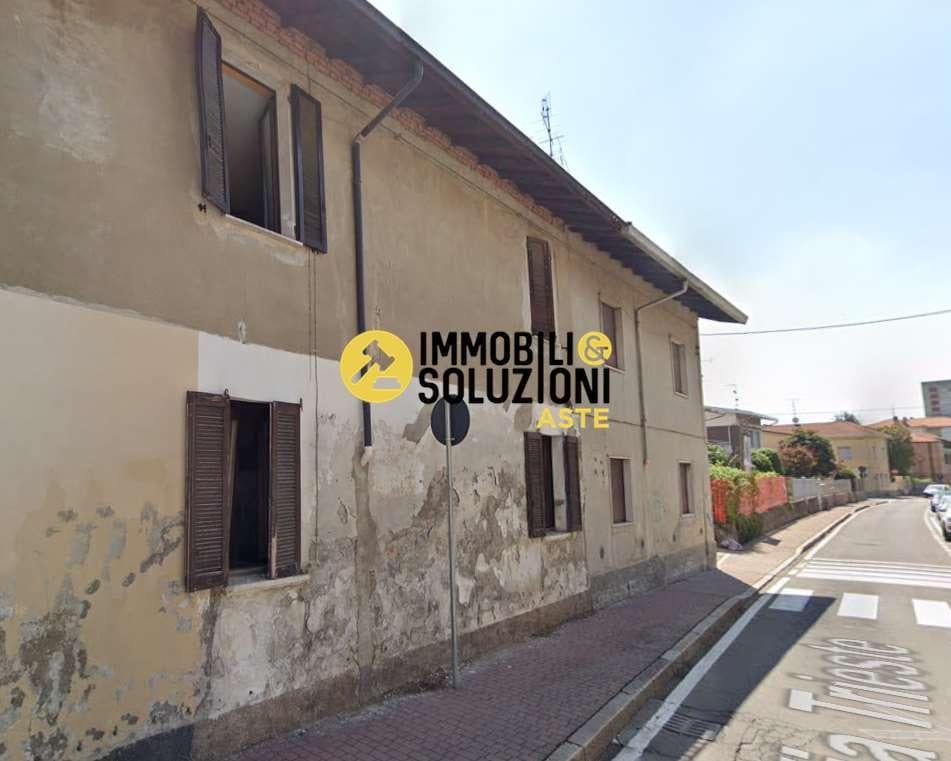 Appartamento in vendita a Caronno Pertusella