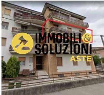 Appartamento in vendita a Cislago
