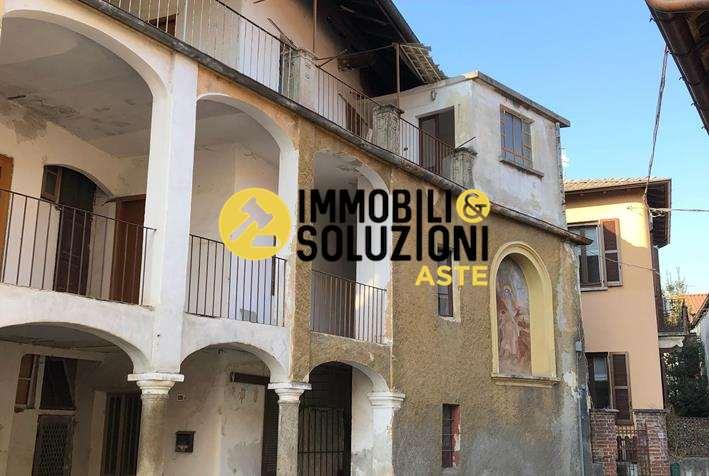 Appartamento in vendita a Mercallo