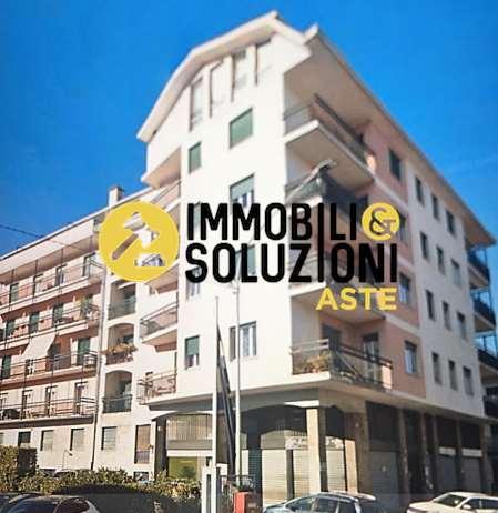 Appartamento in vendita a Varese