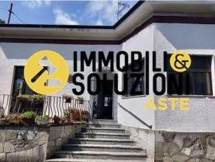 Villa unifamiliare in vendita a Cardano Al Campo