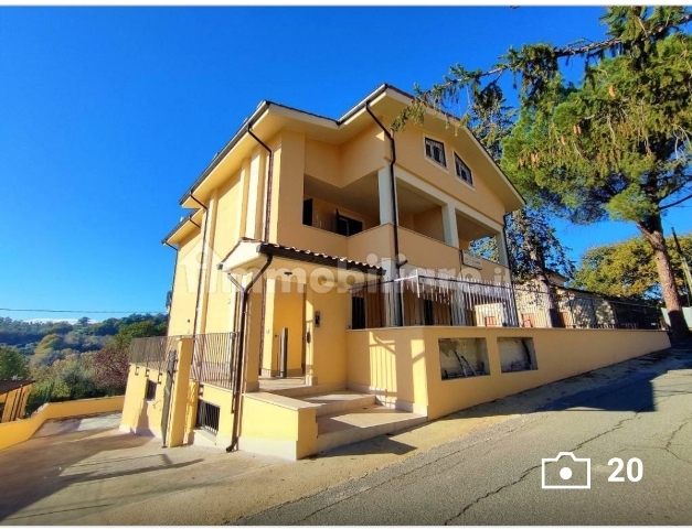 Bilocale in Via Enrico Toti, Fara in Sabina