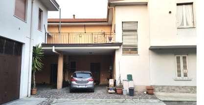 Appartamento in vendita a Bernareggio