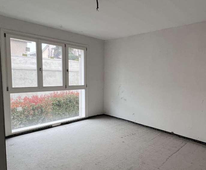 Appartamento in vendita a Villasanta