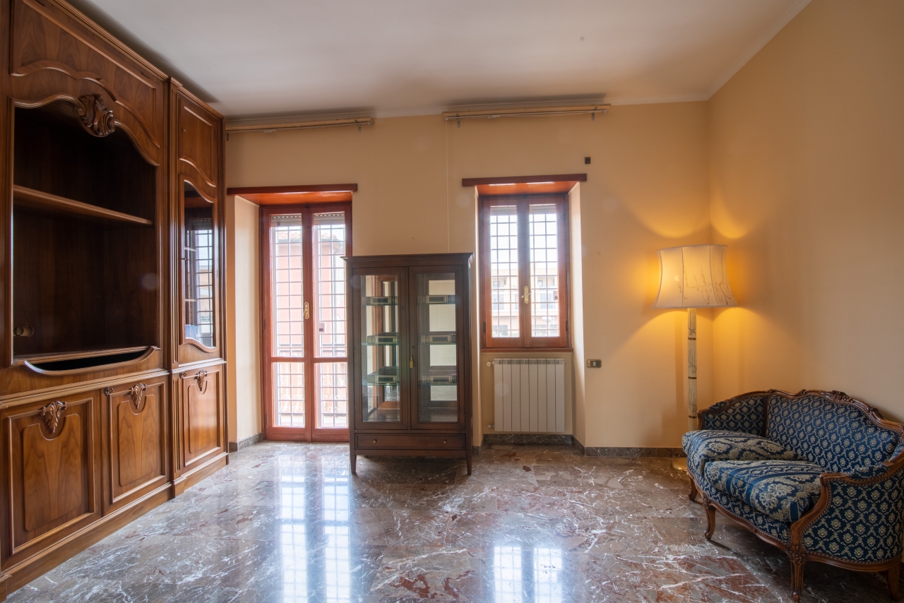 Quadrilocale in Via Prenestina, Roma