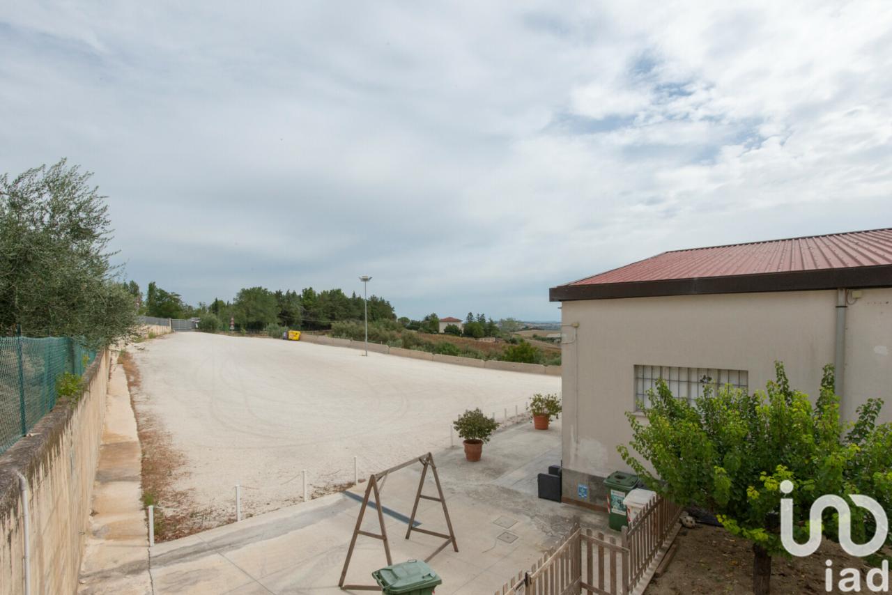 Capannone in vendita a Filottrano