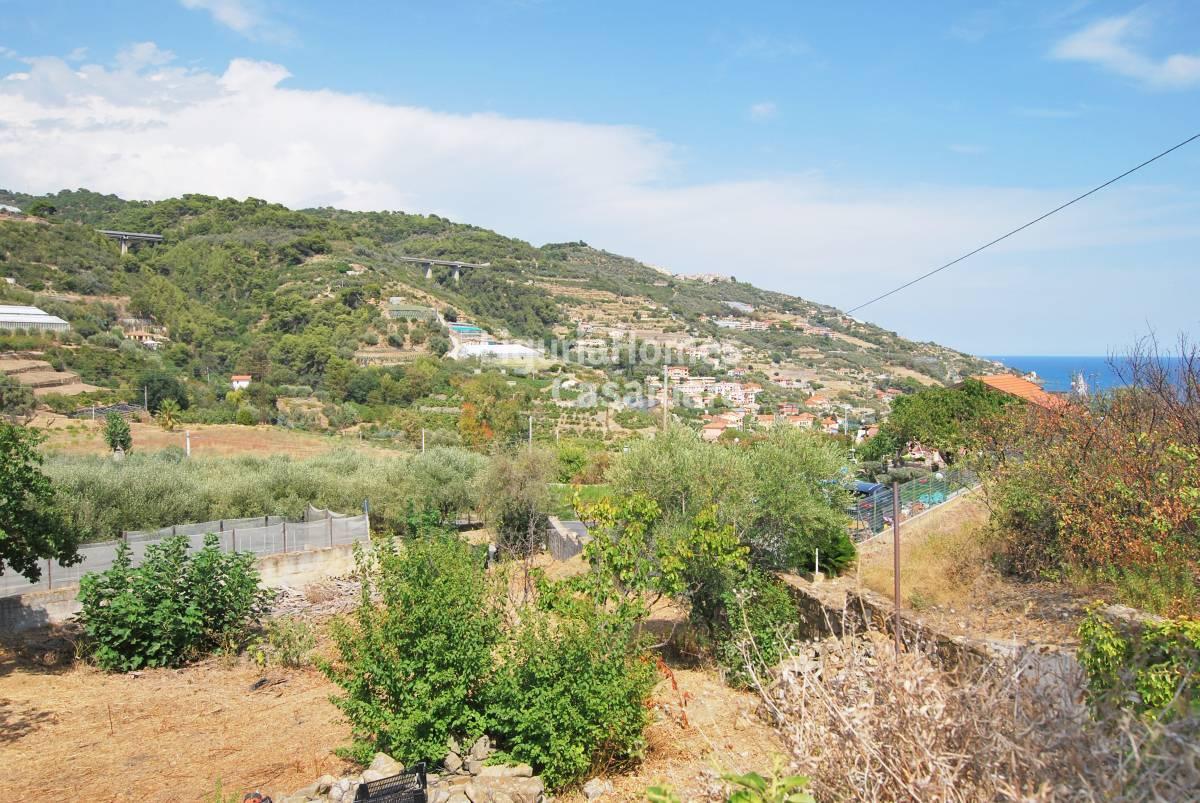 Terreno edificabile in vendita a Santo Stefano Al Mare