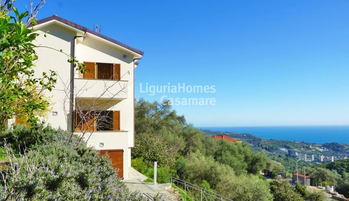 Villa in vendita a Cipressa