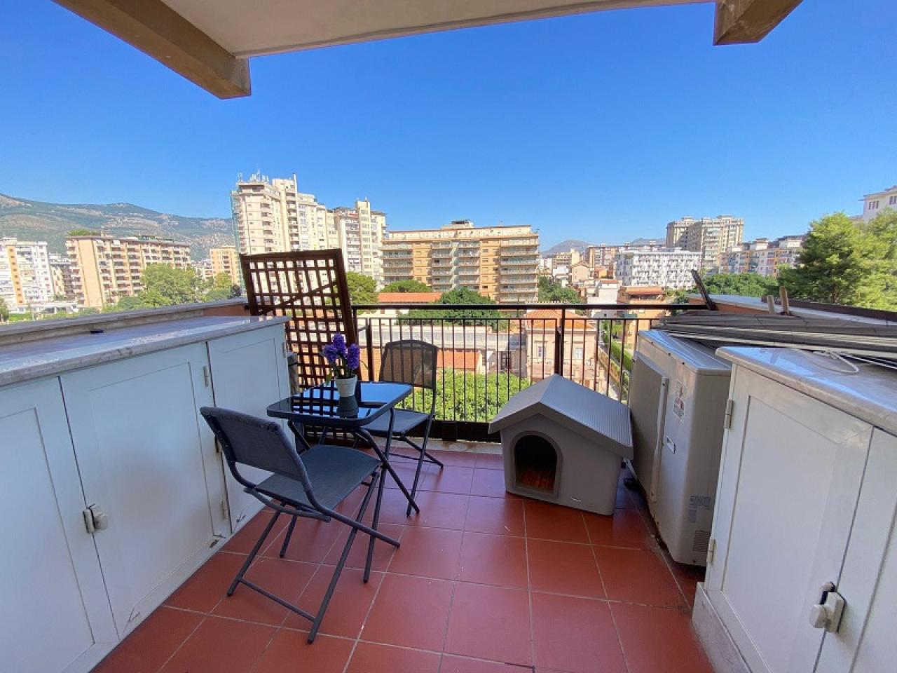 Appartamento in vendita a Palermo