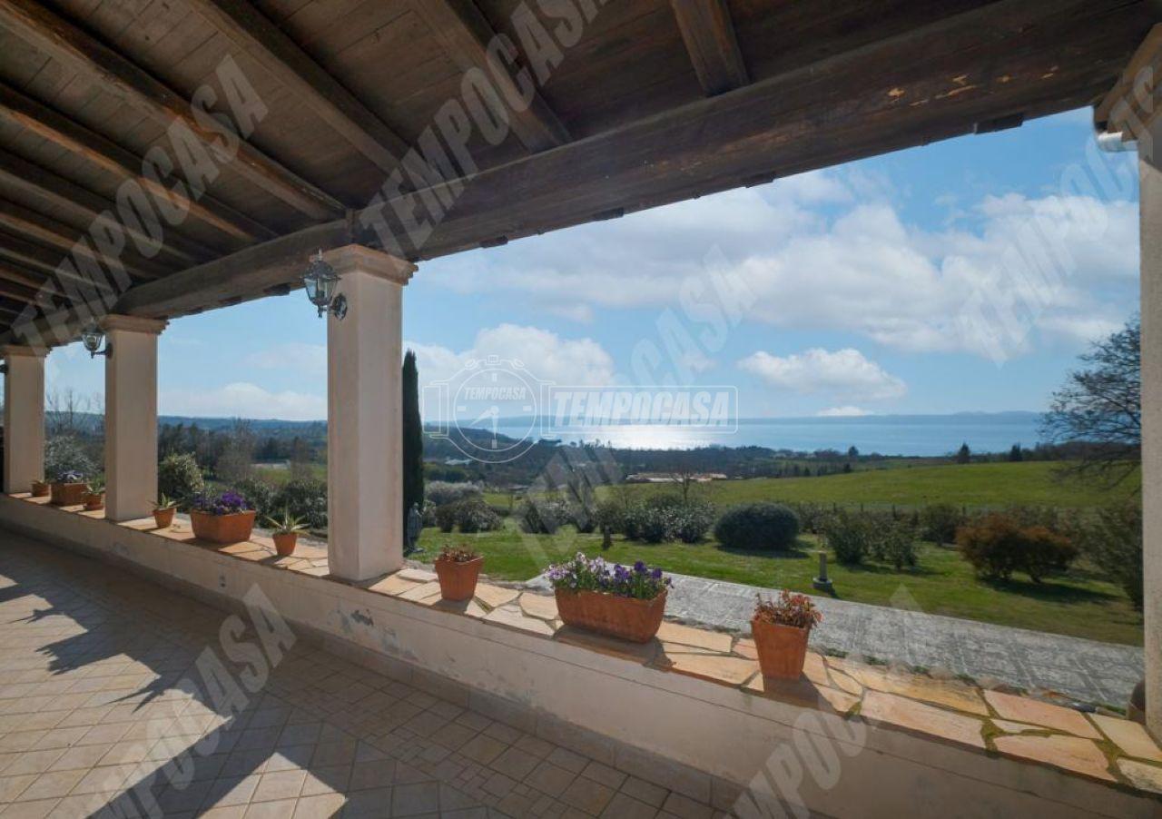 Villa in vendita a Trevignano Romano