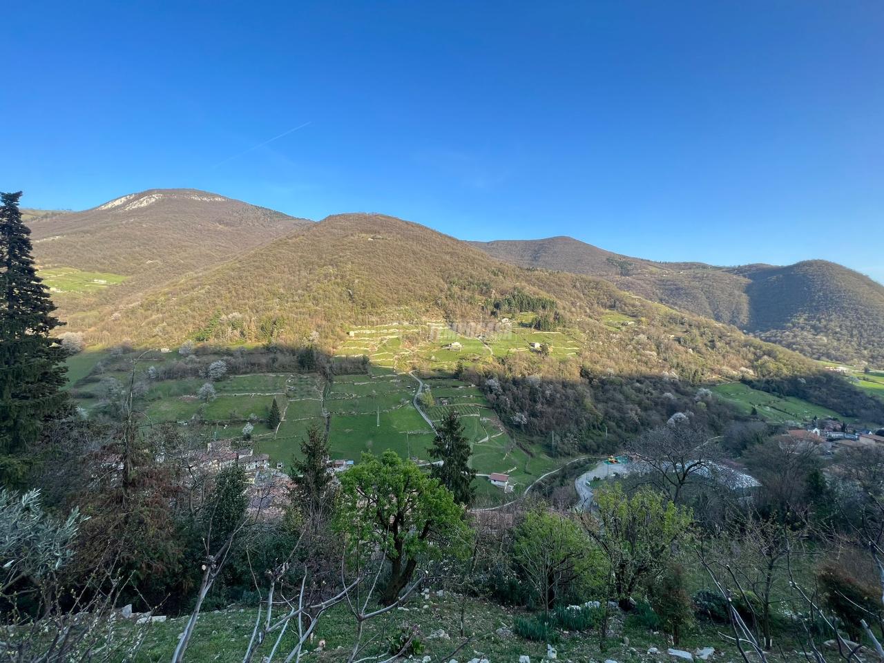 Appartamento in vendita a Adrara San Rocco