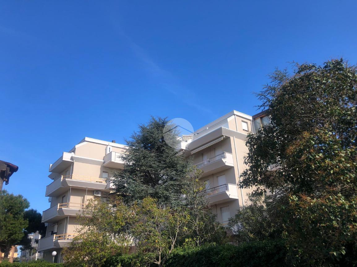 Box in vendita a Grottammare