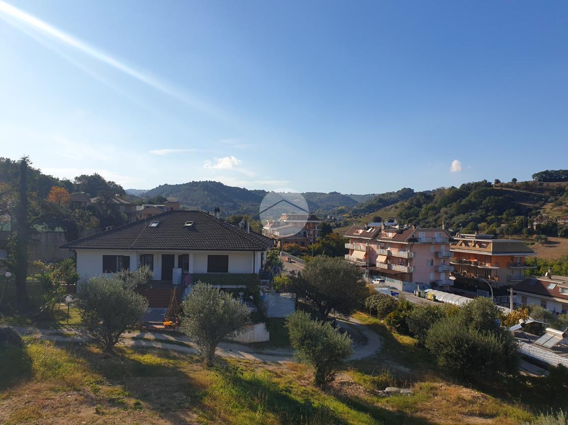 Appartamento in vendita a Cupra Marittima