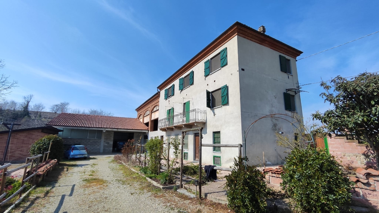 Casa indipendente in vendita a Penango