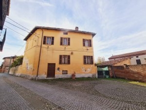Cascina in vendita a Montiglio Monferrato