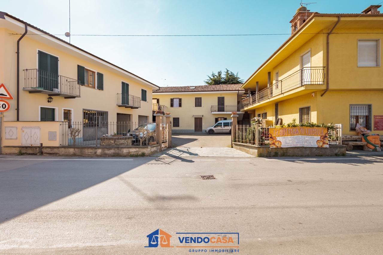 Immobile residenziale in vendita a Piozzo