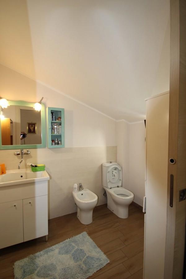 Villa in vendita a San Giovanni La Punta Foto-38