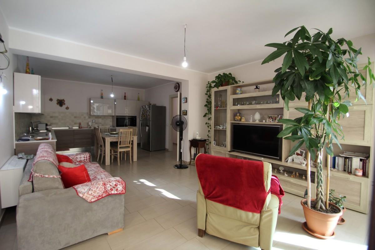 Villa in vendita a San Giovanni La Punta Foto-28