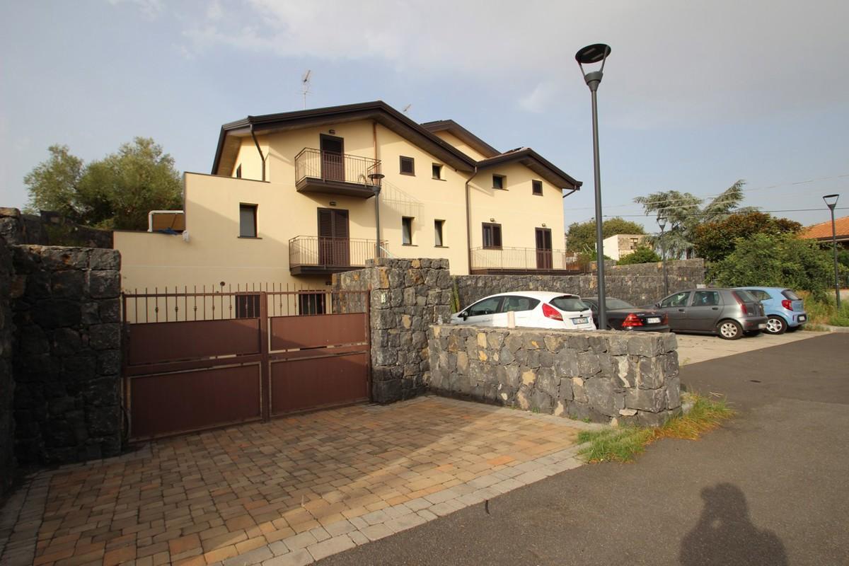 Villa in vendita a San Giovanni La Punta Foto-49