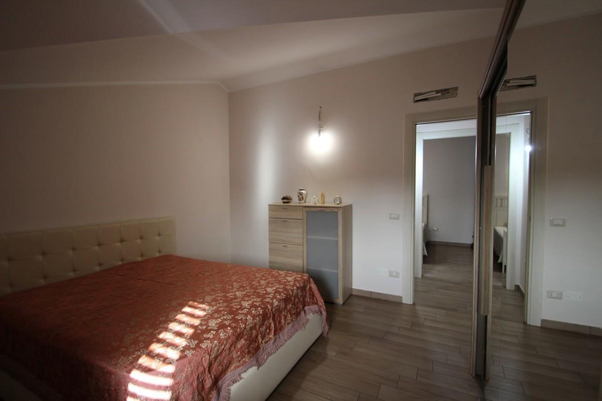 Villa in vendita a San Giovanni La Punta Foto-41