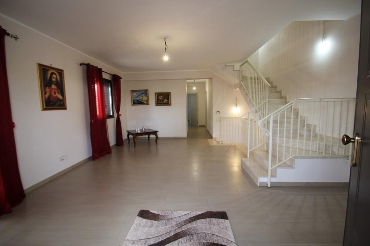 Villa in vendita a San Giovanni La Punta Foto-17