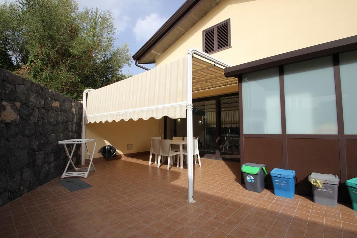 Villa in vendita a San Giovanni La Punta Foto-5