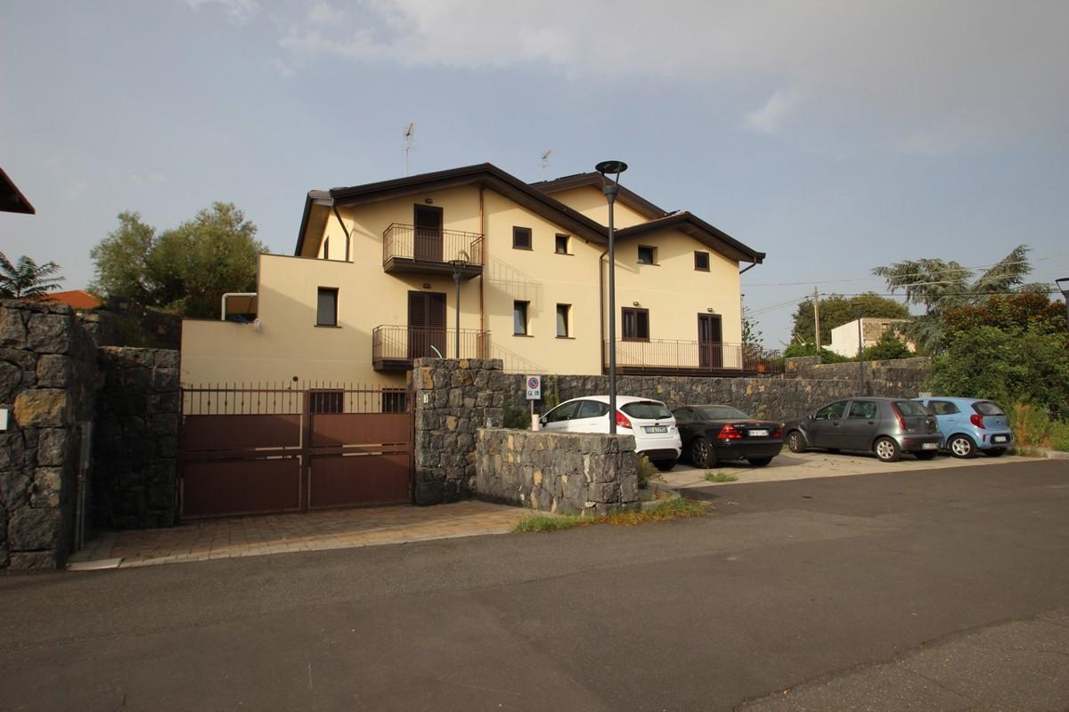 Villa in vendita a San Giovanni La Punta Foto-48