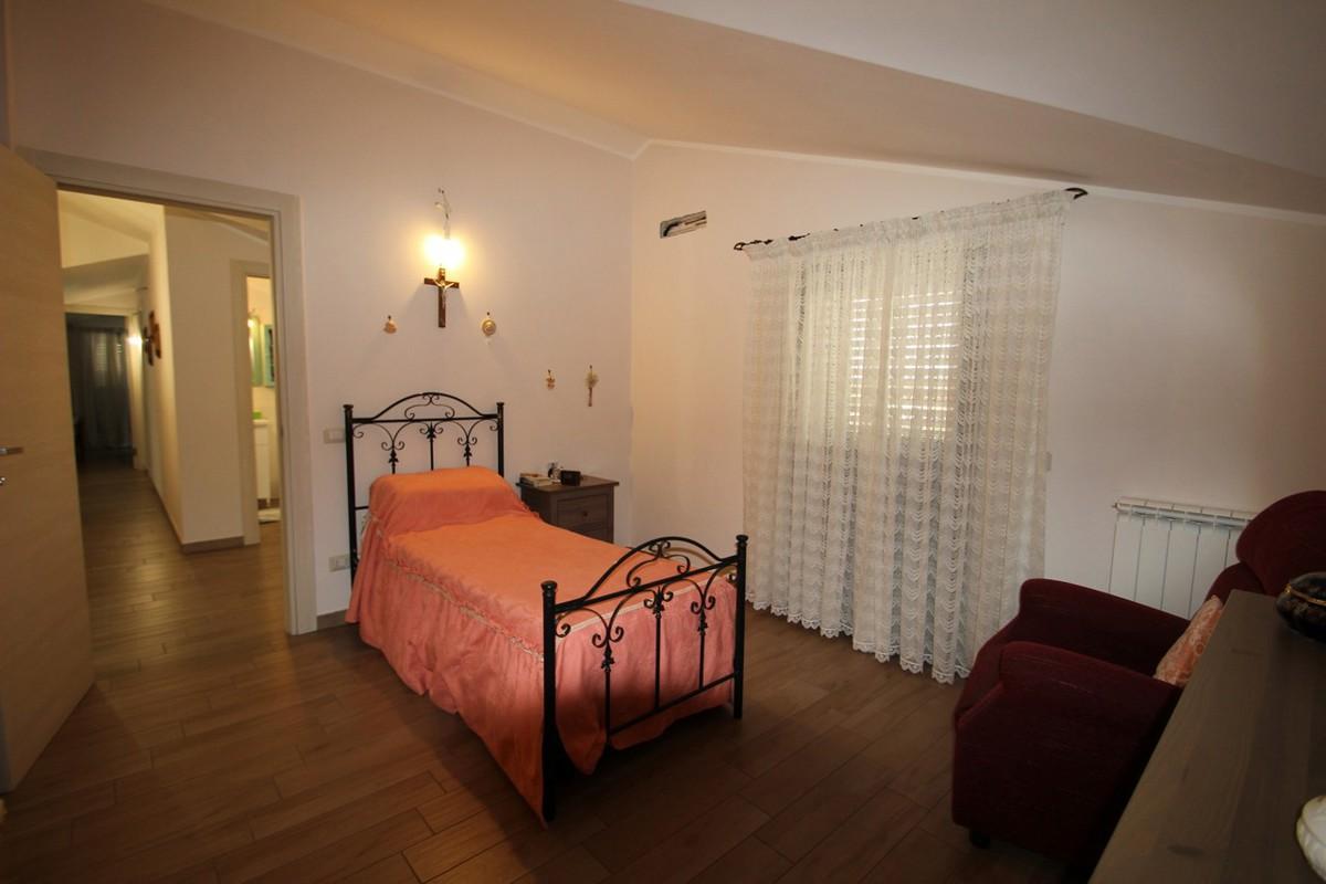 Villa in vendita a San Giovanni La Punta Foto-39