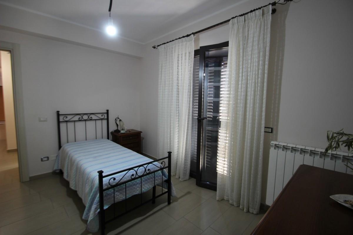 Villa in vendita a San Giovanni La Punta Foto-22