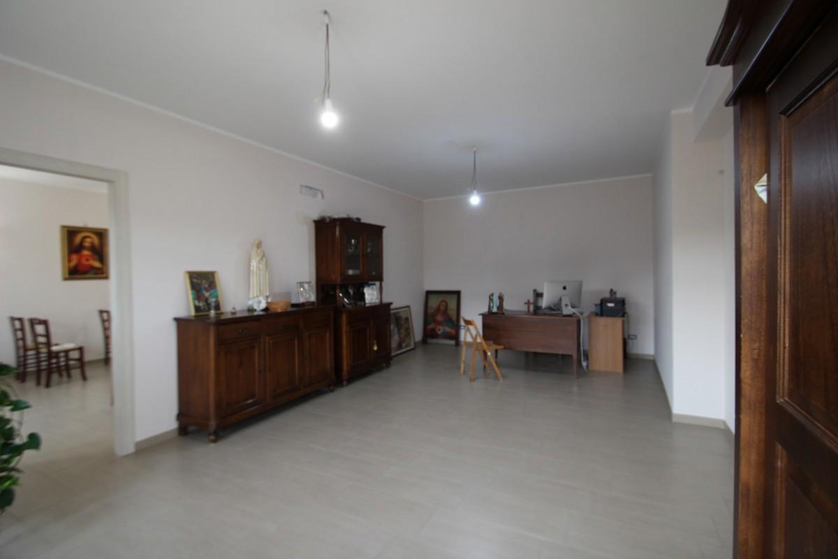 Villa in vendita a San Giovanni La Punta Foto-8