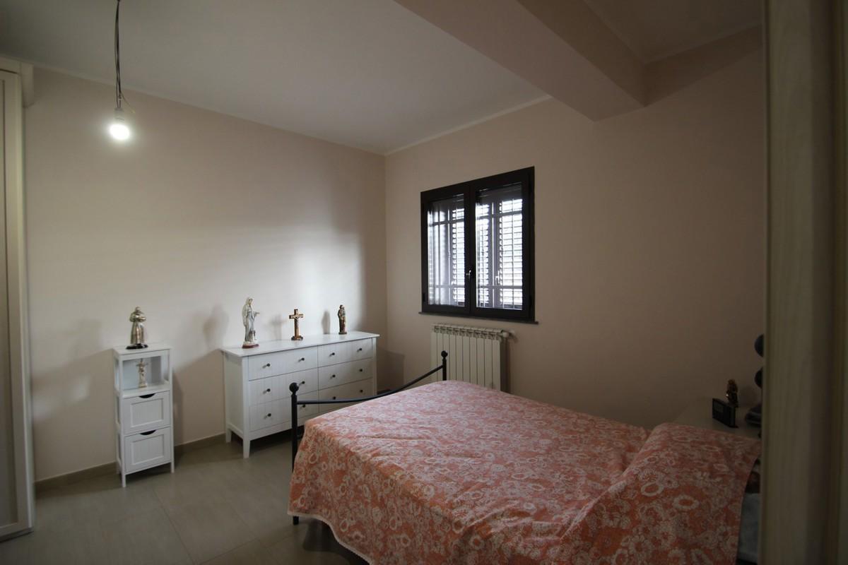 Villa in vendita a San Giovanni La Punta Foto-11