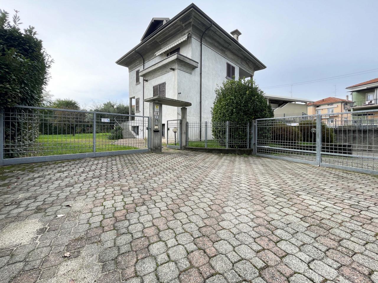 Casa indipendente in vendita a Borgomanero