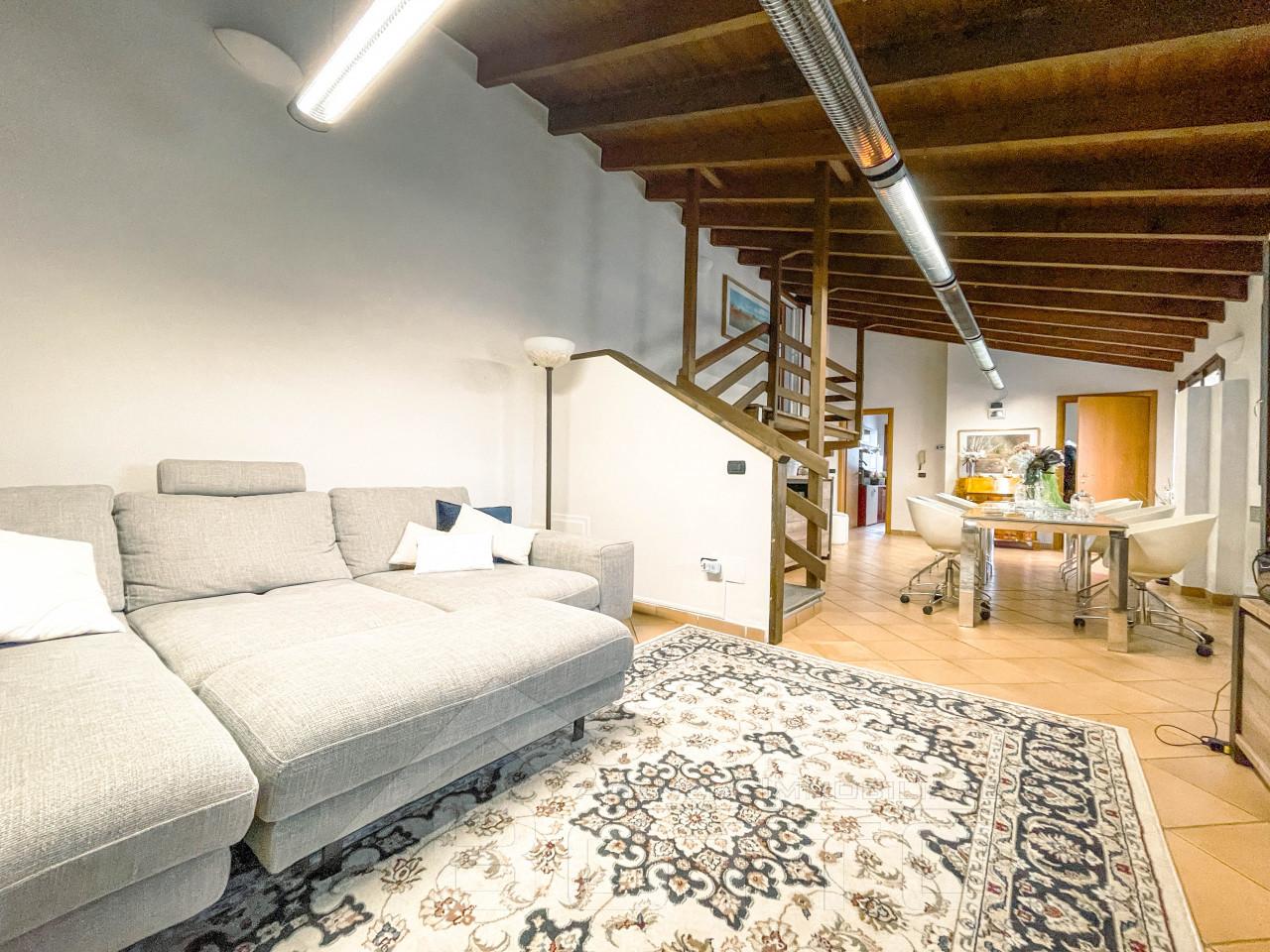 Casa indipendente in vendita a Oleggio