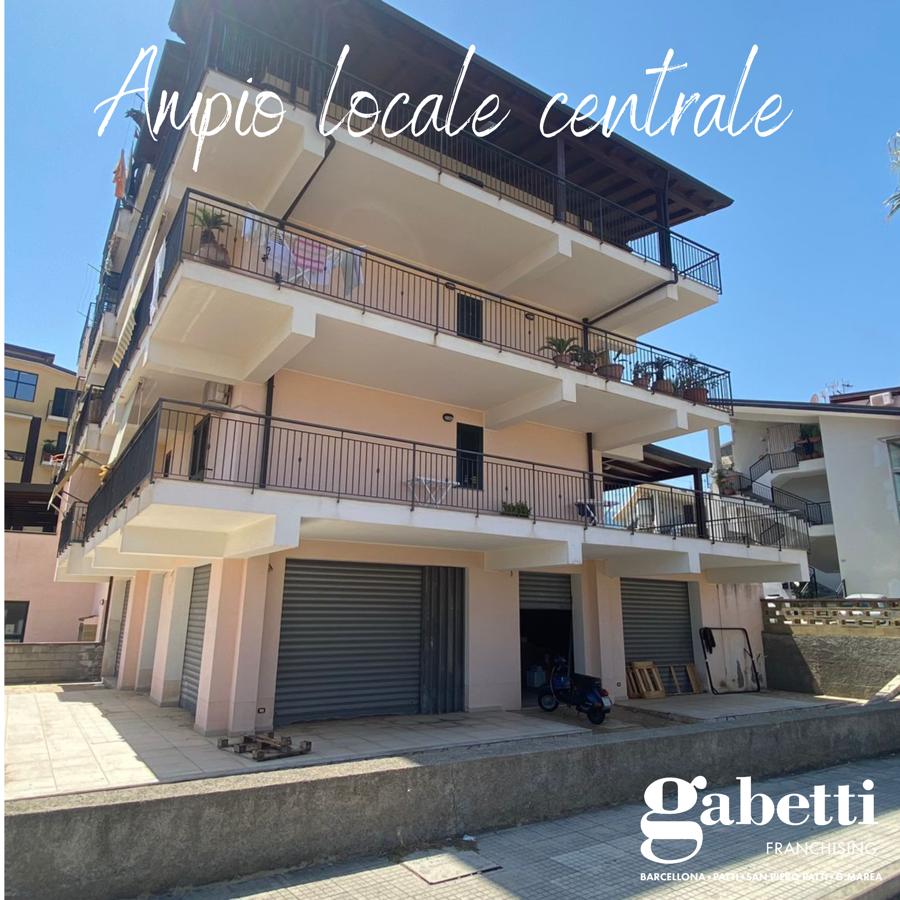 Negozio in affitto a Patti