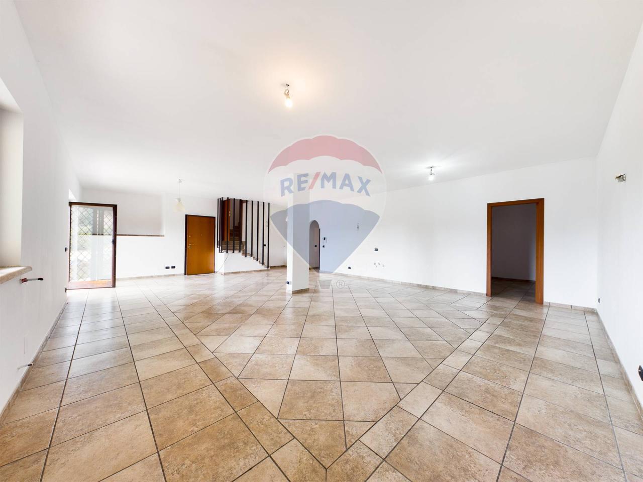 Villa a schiera in vendita a Castelnuovo Di Porto