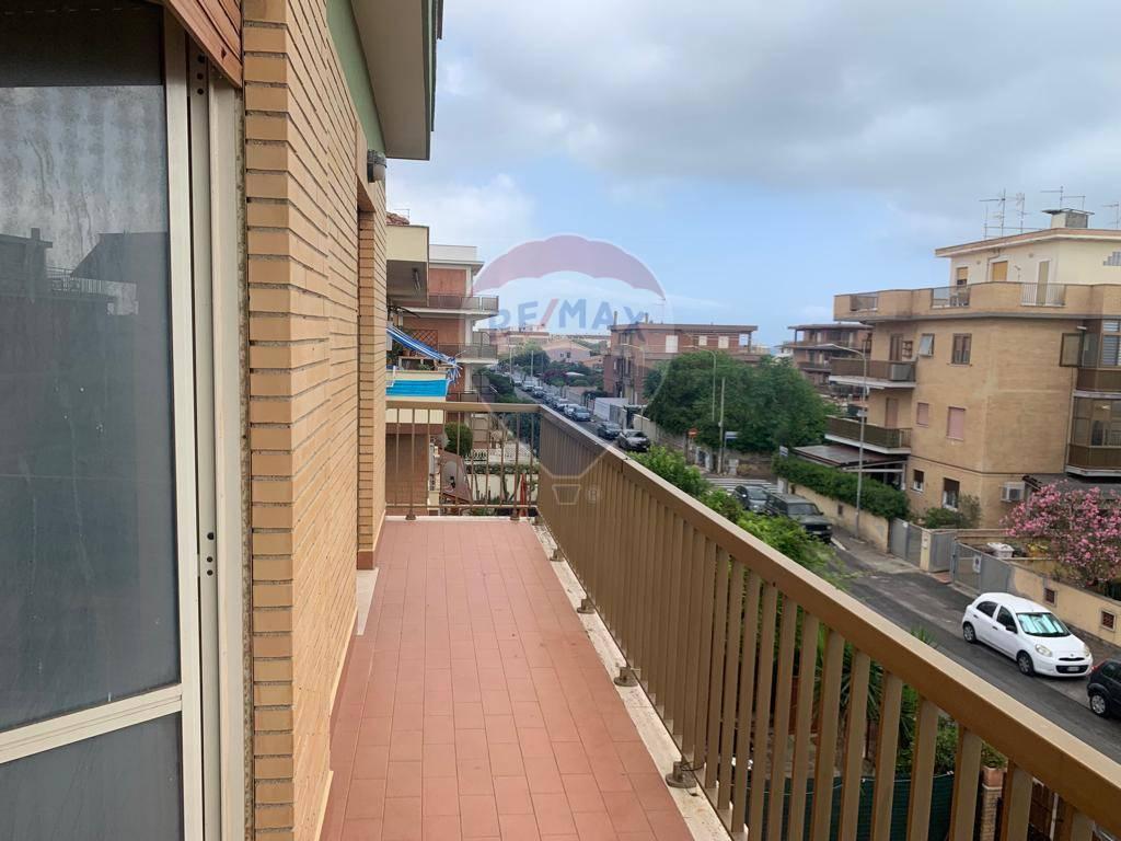 Appartamento in vendita a Pomezia