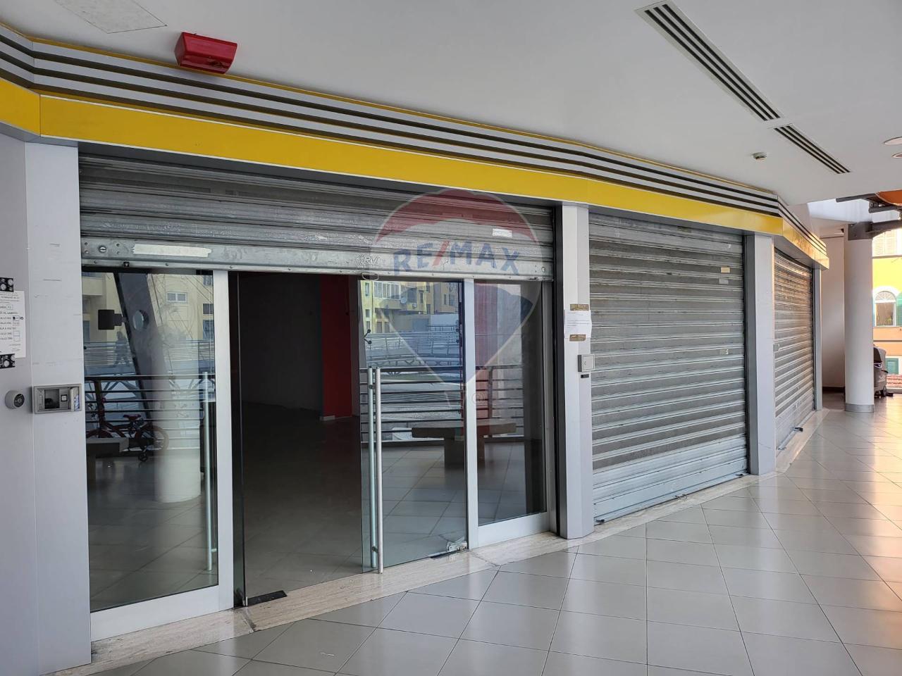 Negozio in affitto a Roma