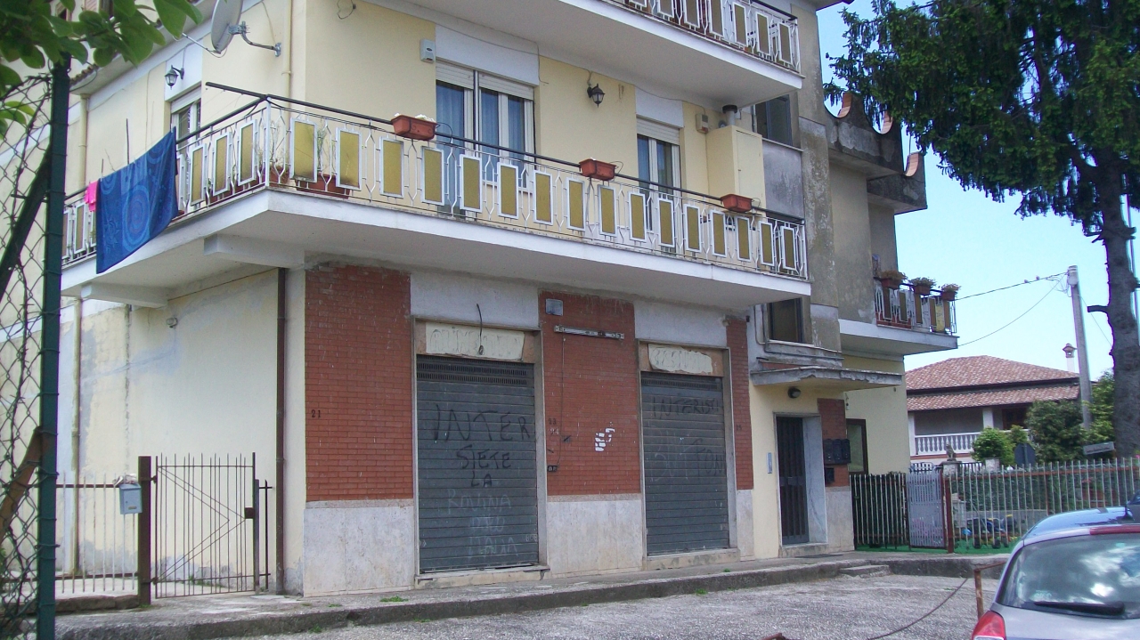 Magazzino in vendita a Artena