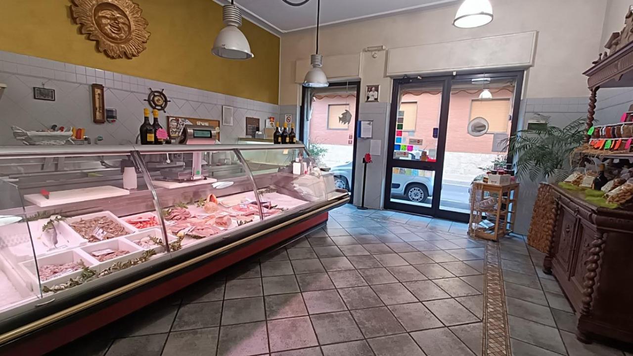 Negozio in vendita a Caselle Torinese