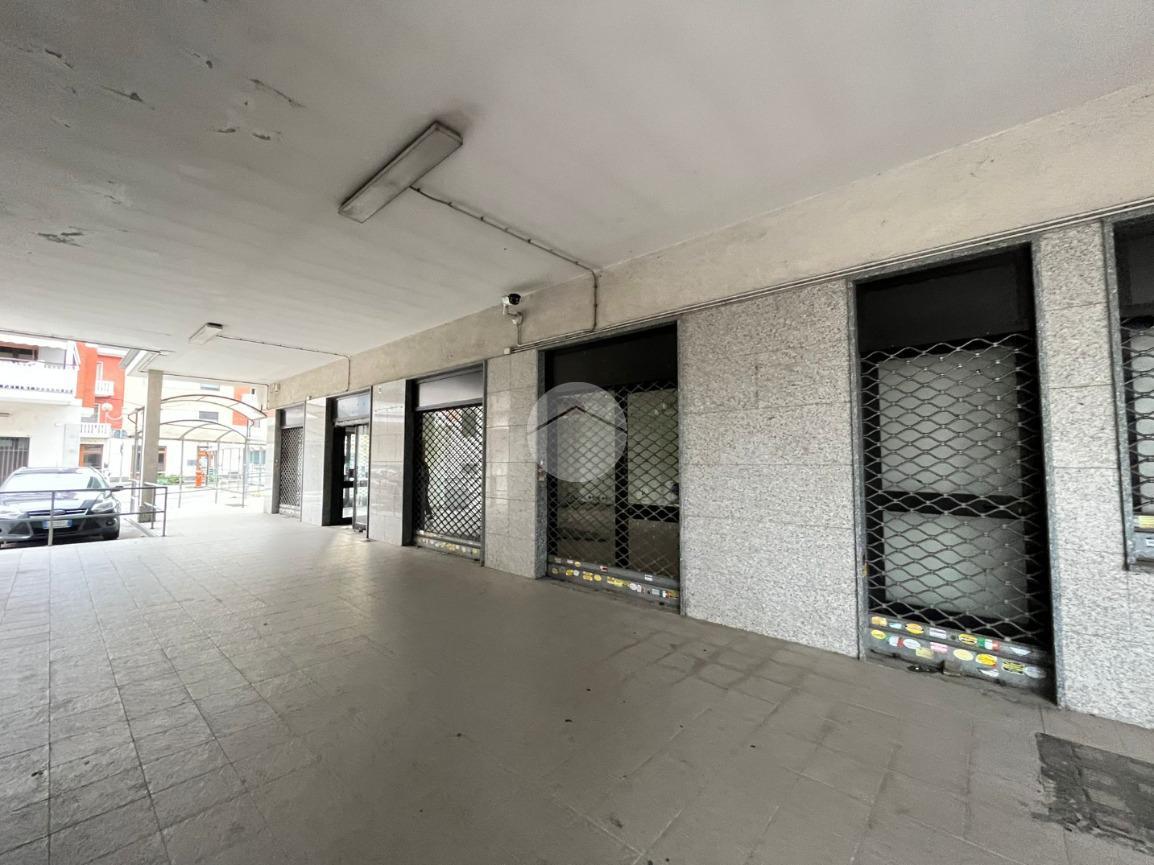 Negozio in affitto a Borgaro Torinese