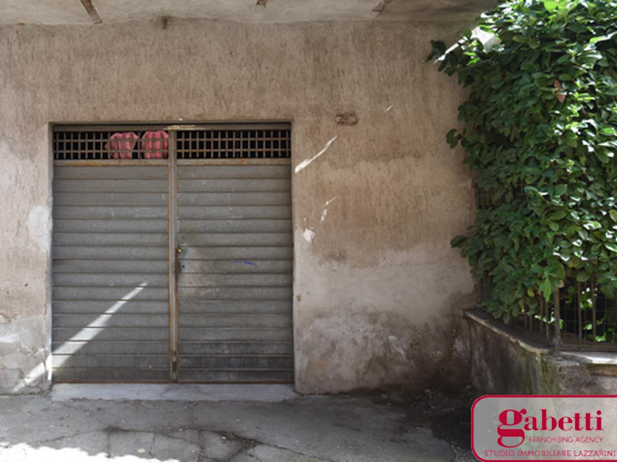 Box in vendita a Corchiano