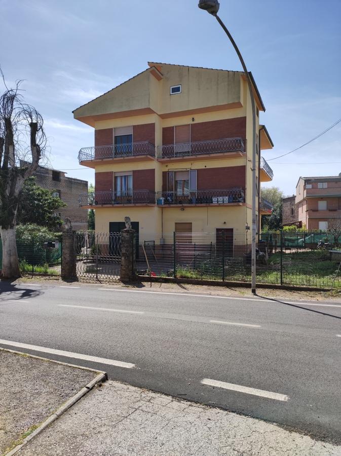 Appartamento in vendita a Corchiano