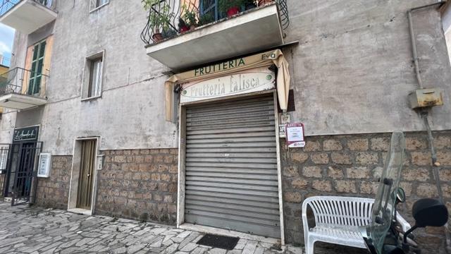 Negozio in affitto a Civita Castellana