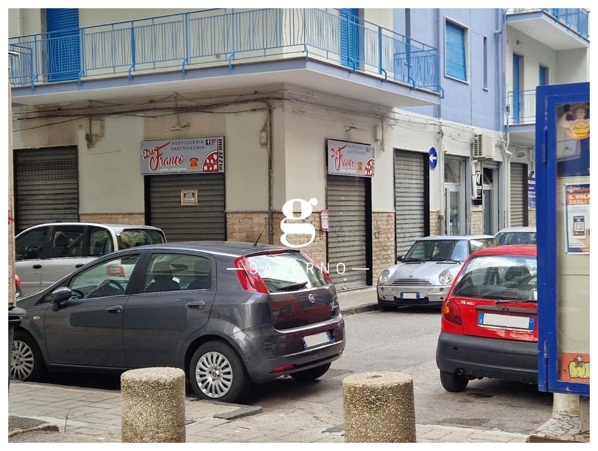Negozio in affitto a Salerno
