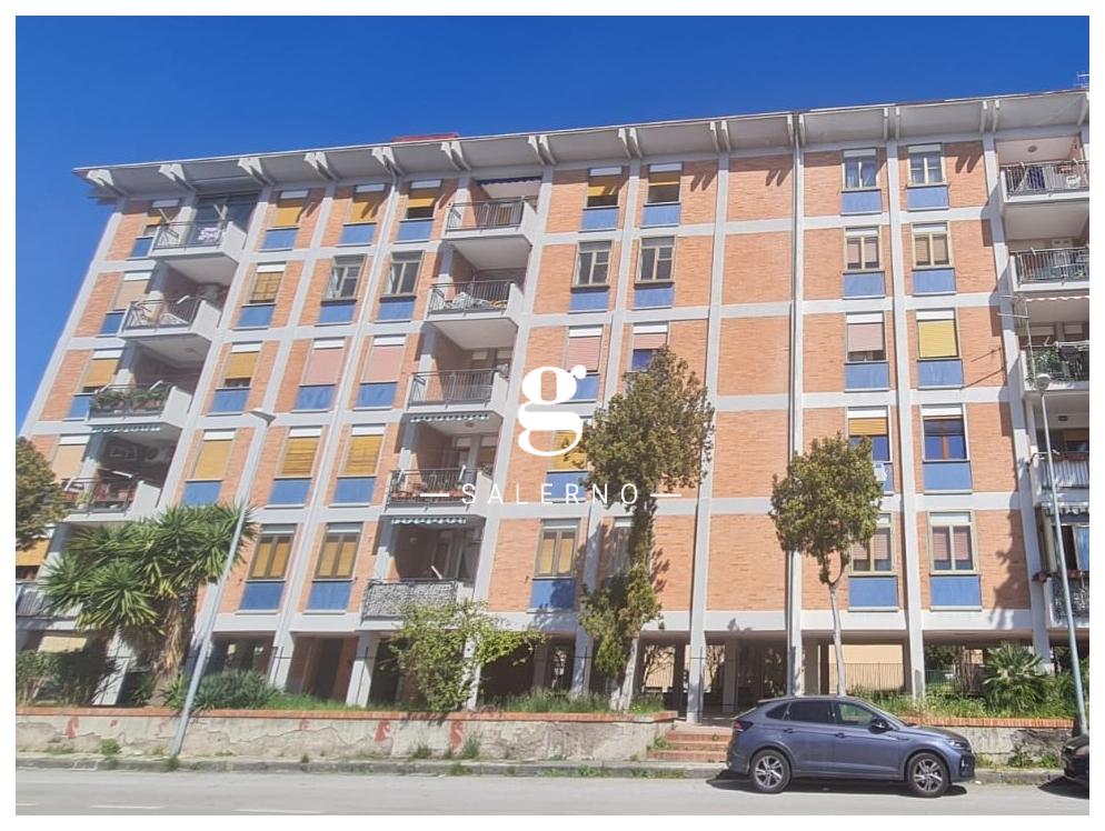 Appartamento in vendita a Salerno