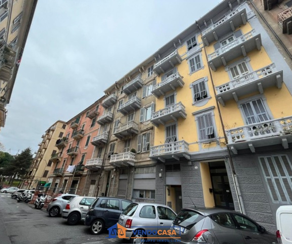 Appartamento in vendita a Savona