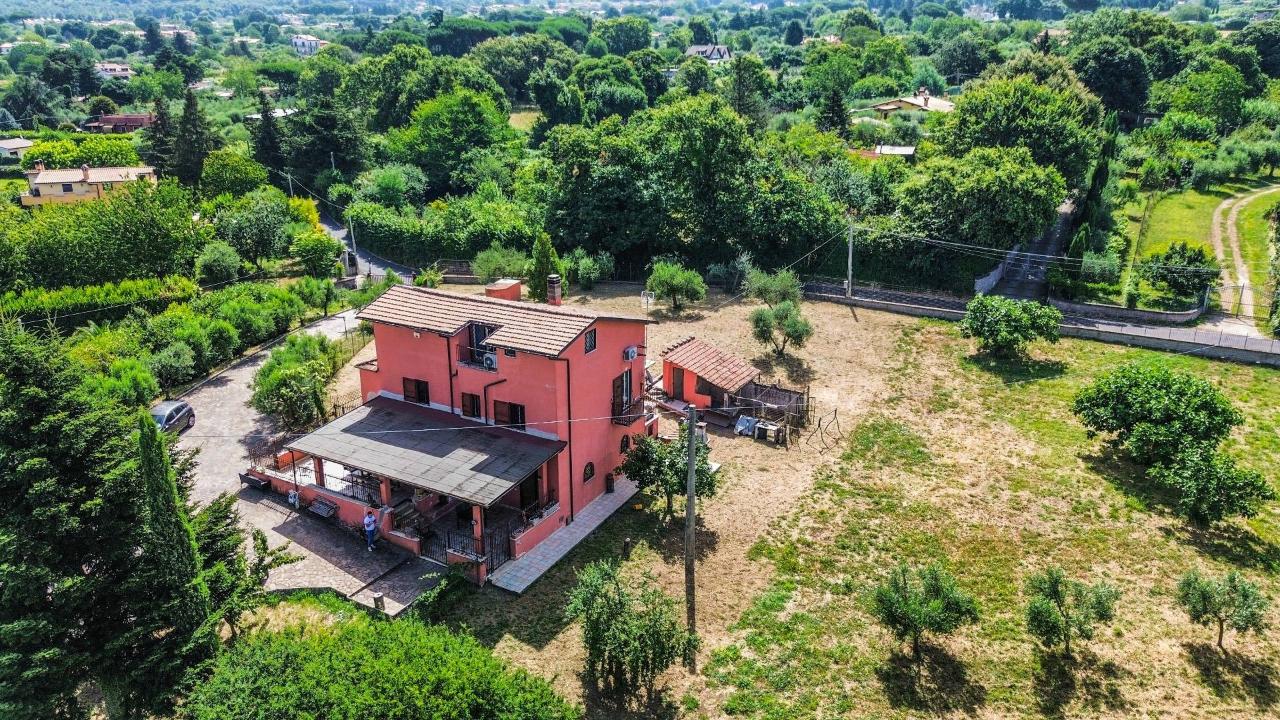 Villa in vendita a Grottaferrata