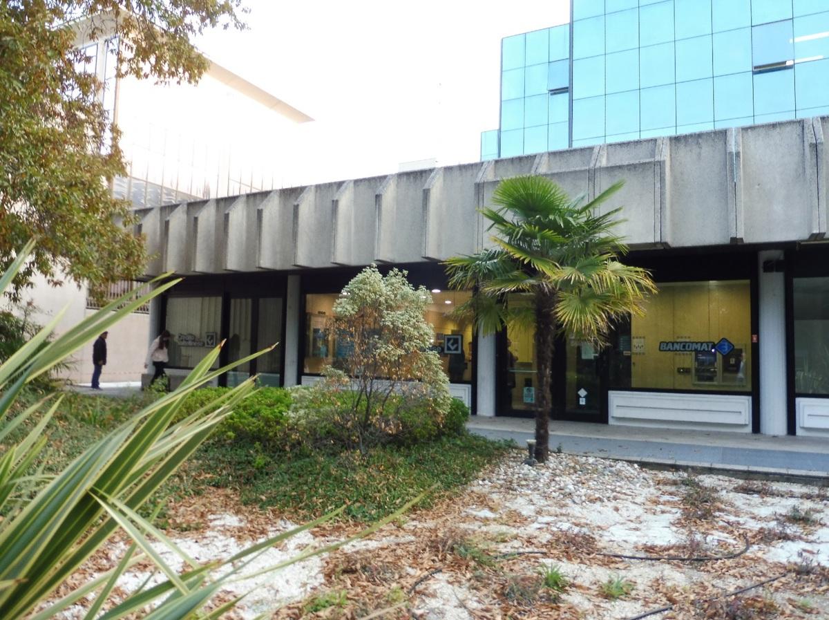 Negozio in vendita a Bassano Del Grappa