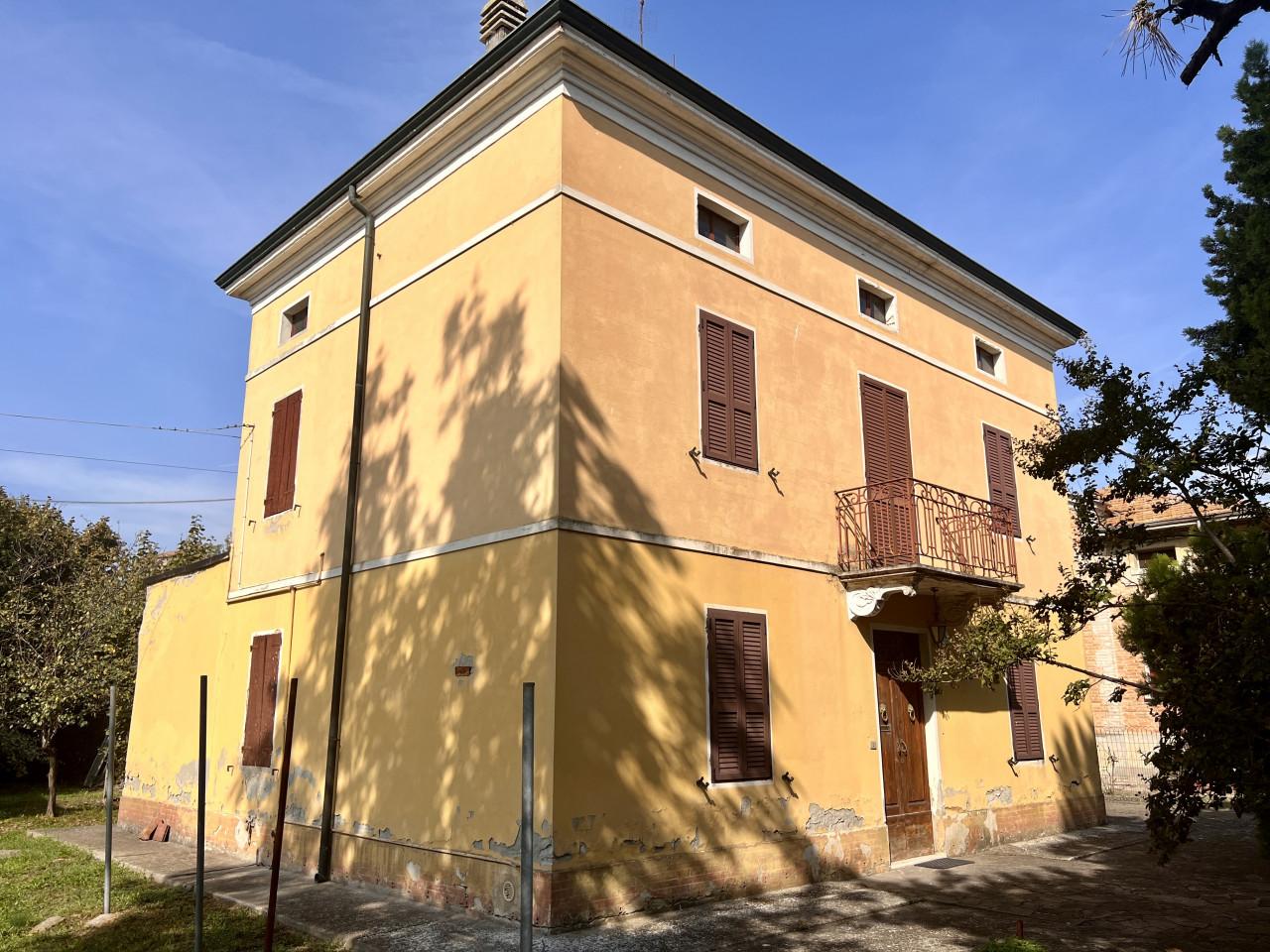 Casa indipendente in vendita a Sissa Trecasali